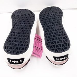 Straye | Shoes | Straye Suede Skate Shoes | Poshmark